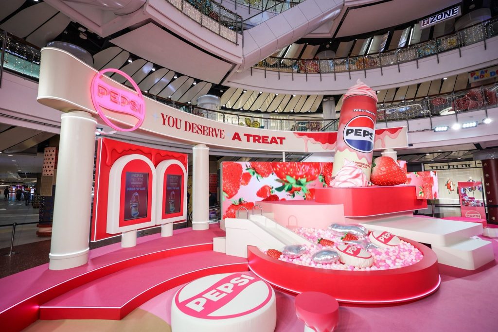Pop Up Store: Pepsi zamienia warszawską galerię w plac zabaw ...